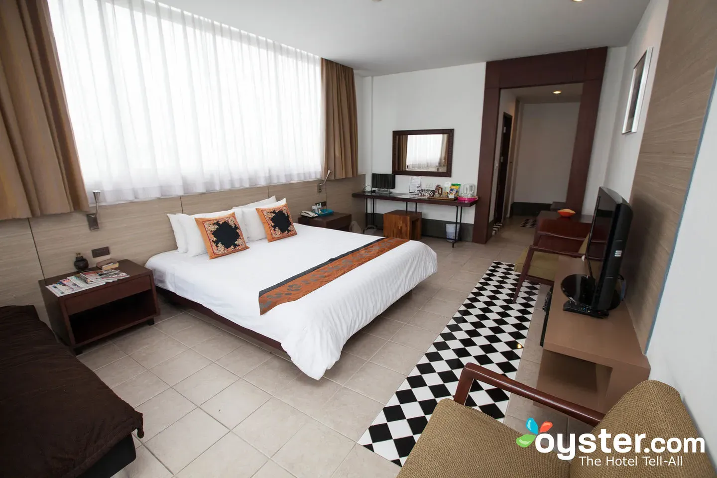 Baboona BeachFront Living Review: What To REALLY Expect If You Stay