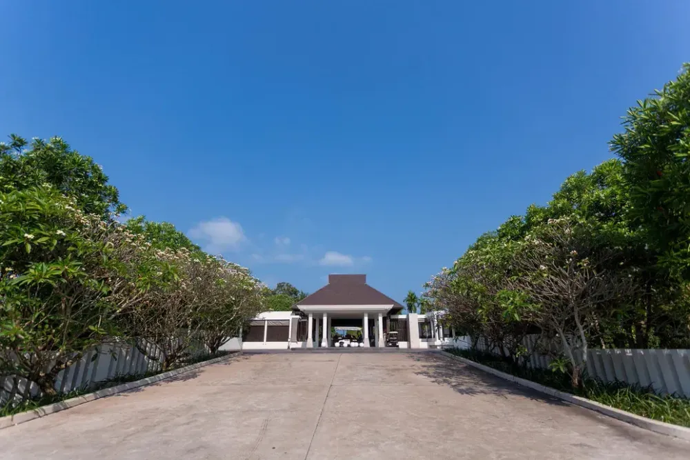 Sea Sand Sun Resort And Villas | Oyster.com Hotel Photos