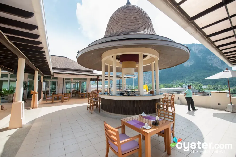 Aonang Cliff Beach Resort Review: What To REALLY Expect If You Stay