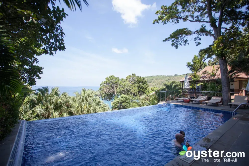 Secret Cliff Resort Review: What To REALLY Expect If You Stay | Oyster.com