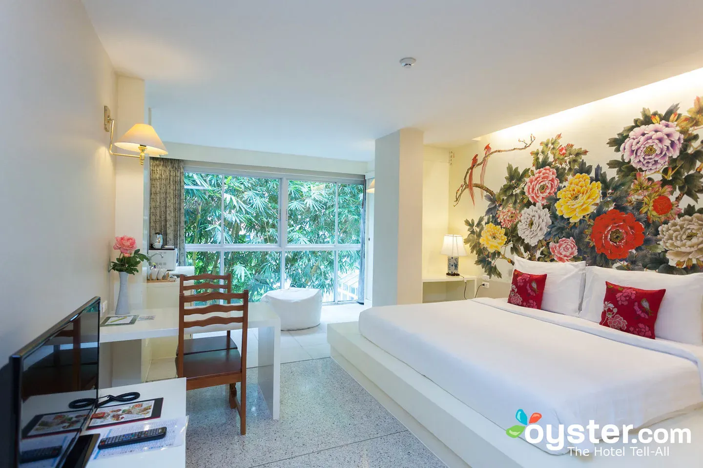 Sino House Phuket Hotel and Apartment Review: What To REALLY Expect If ...