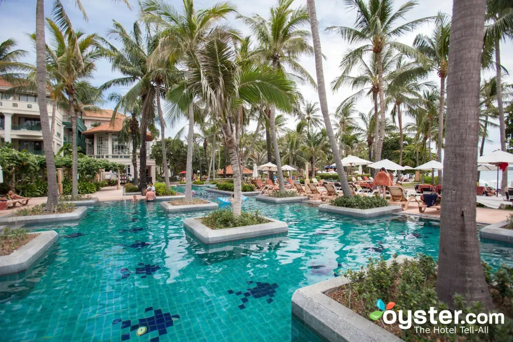 Centara Grand Beach Resort Samui Review: What To REALLY Expect If You Stay