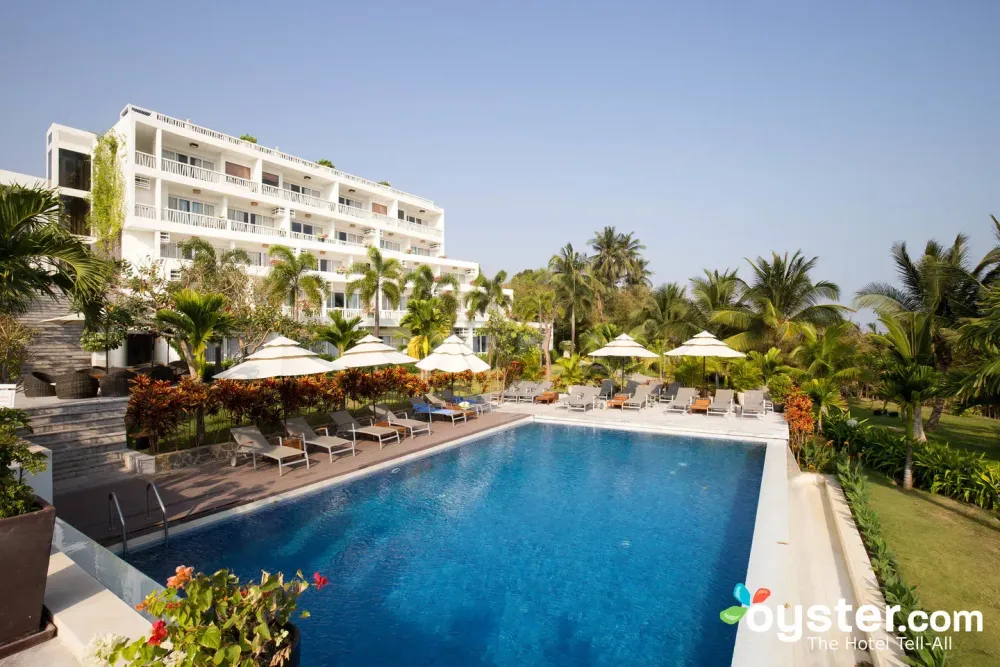 The Cliff Resort & Residences Review: What To REALLY Expect If You Stay