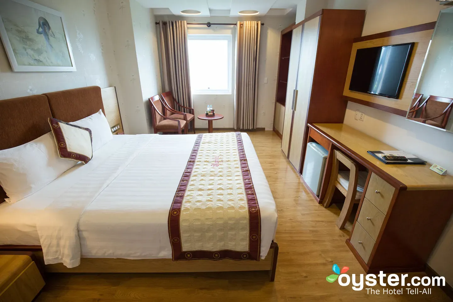 Elios Hotel Review: What To REALLY Expect If You Stay