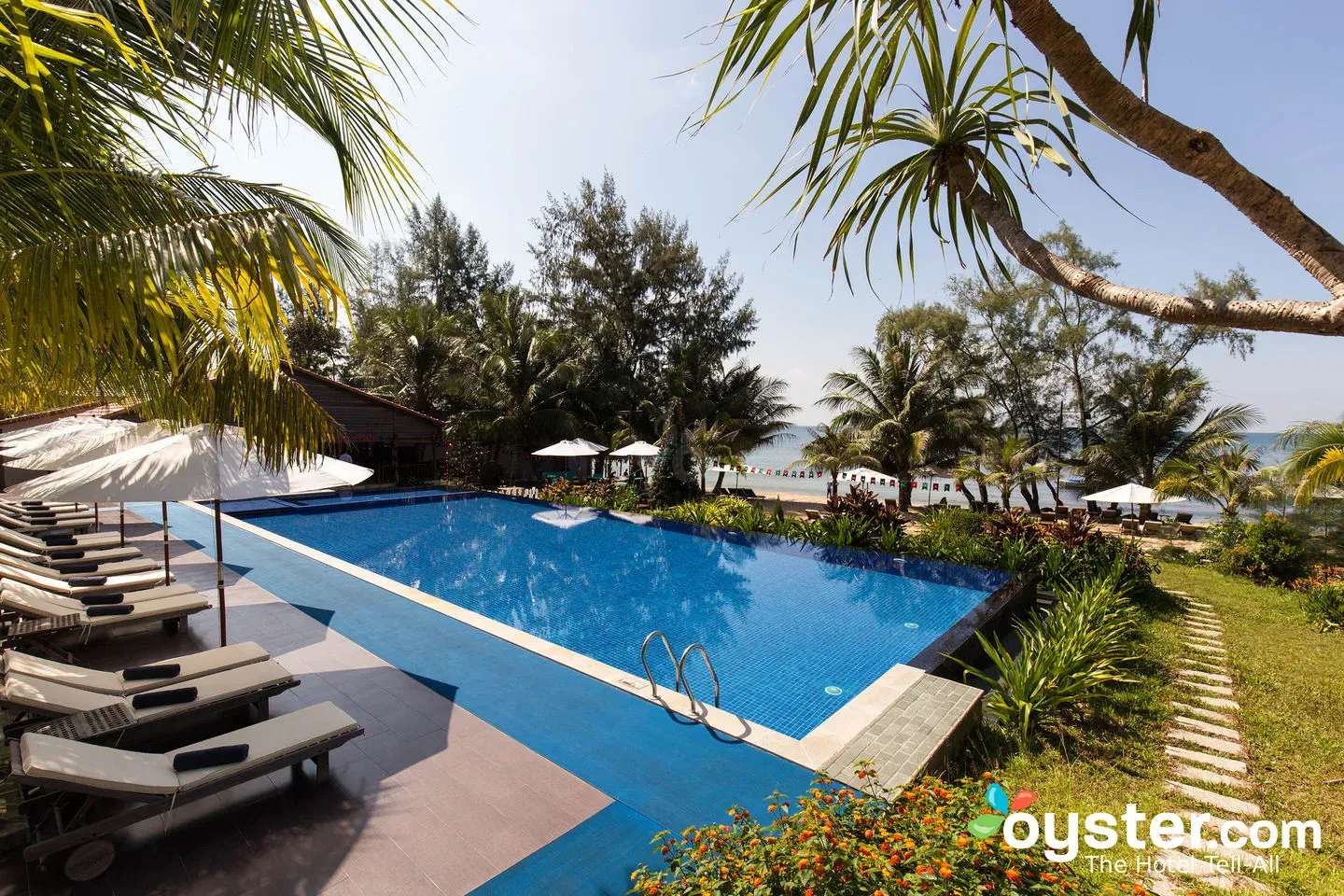 Sea Sense Resort Review: What To REALLY Expect If You Stay