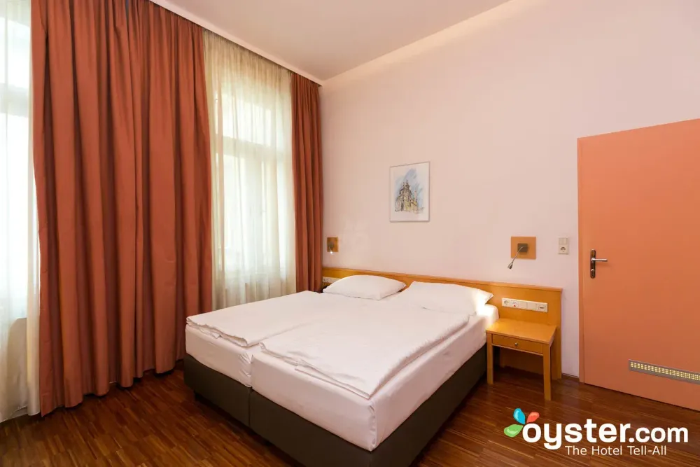 Hotel Post Review: What To REALLY Expect If You Stay | Oyster.com