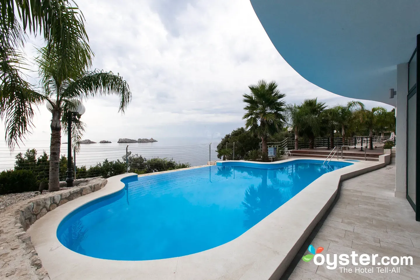 Royal Princess Hotel Review: What To REALLY Expect If You Stay