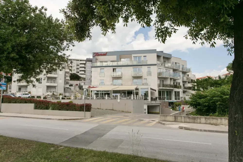 Hotel Fanat | Oyster.com Hotel Photos