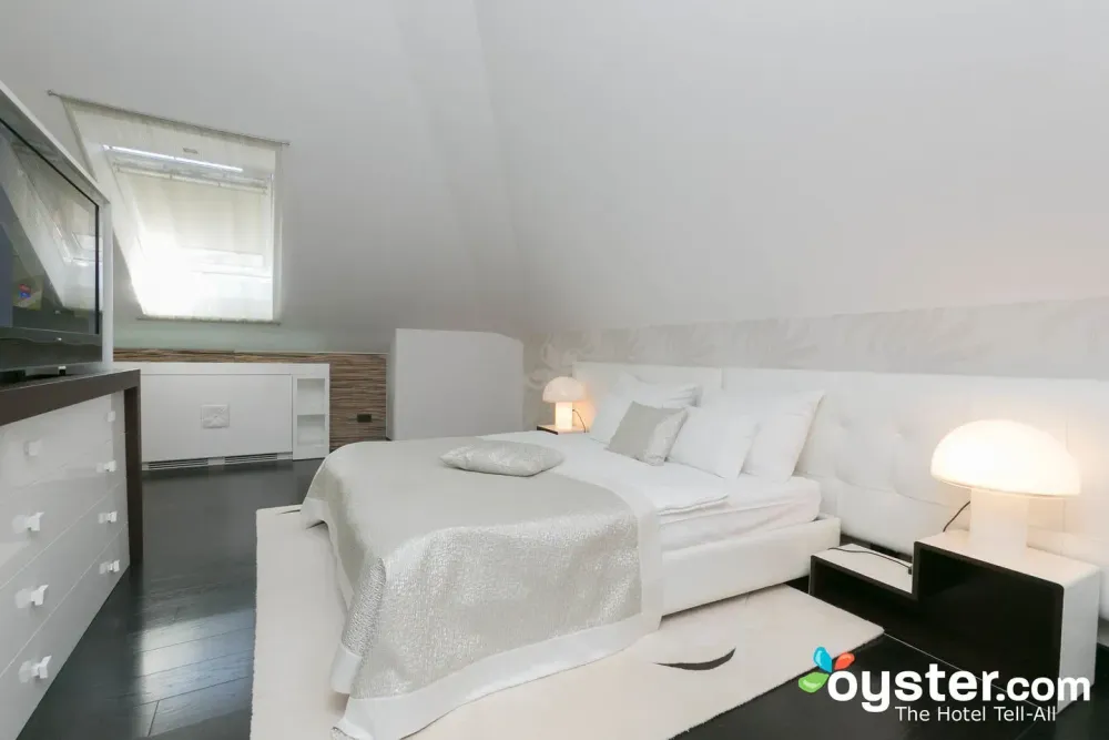 Marmont Hotel Heritage Review: What To REALLY Expect If You Stay