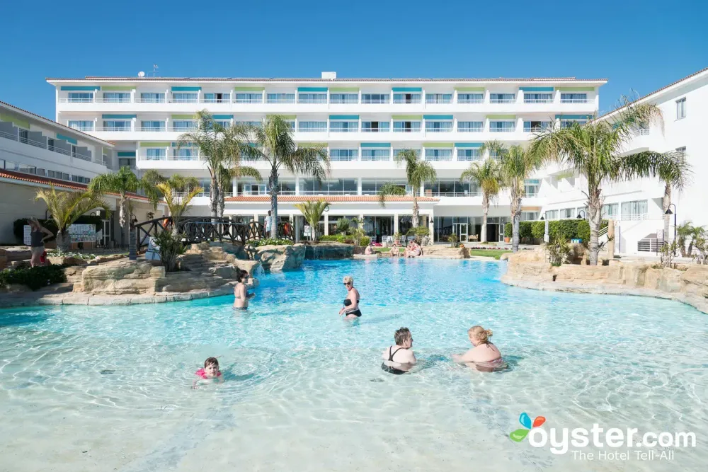 SENTIDO Cypria Bay by Leonardo Hotels Review: What To REALLY Expect If ...