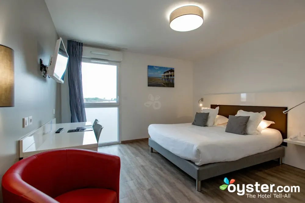 Pessac Hotels & Resorts | Oyster.com