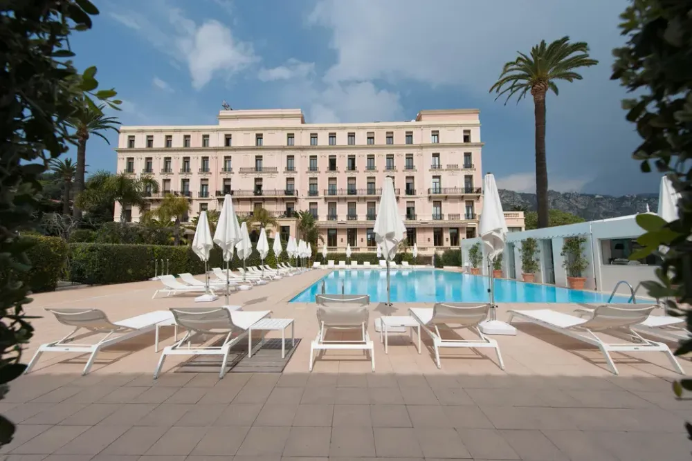 France's Most Breathtaking Beachfront Hotels | Oyster.com
