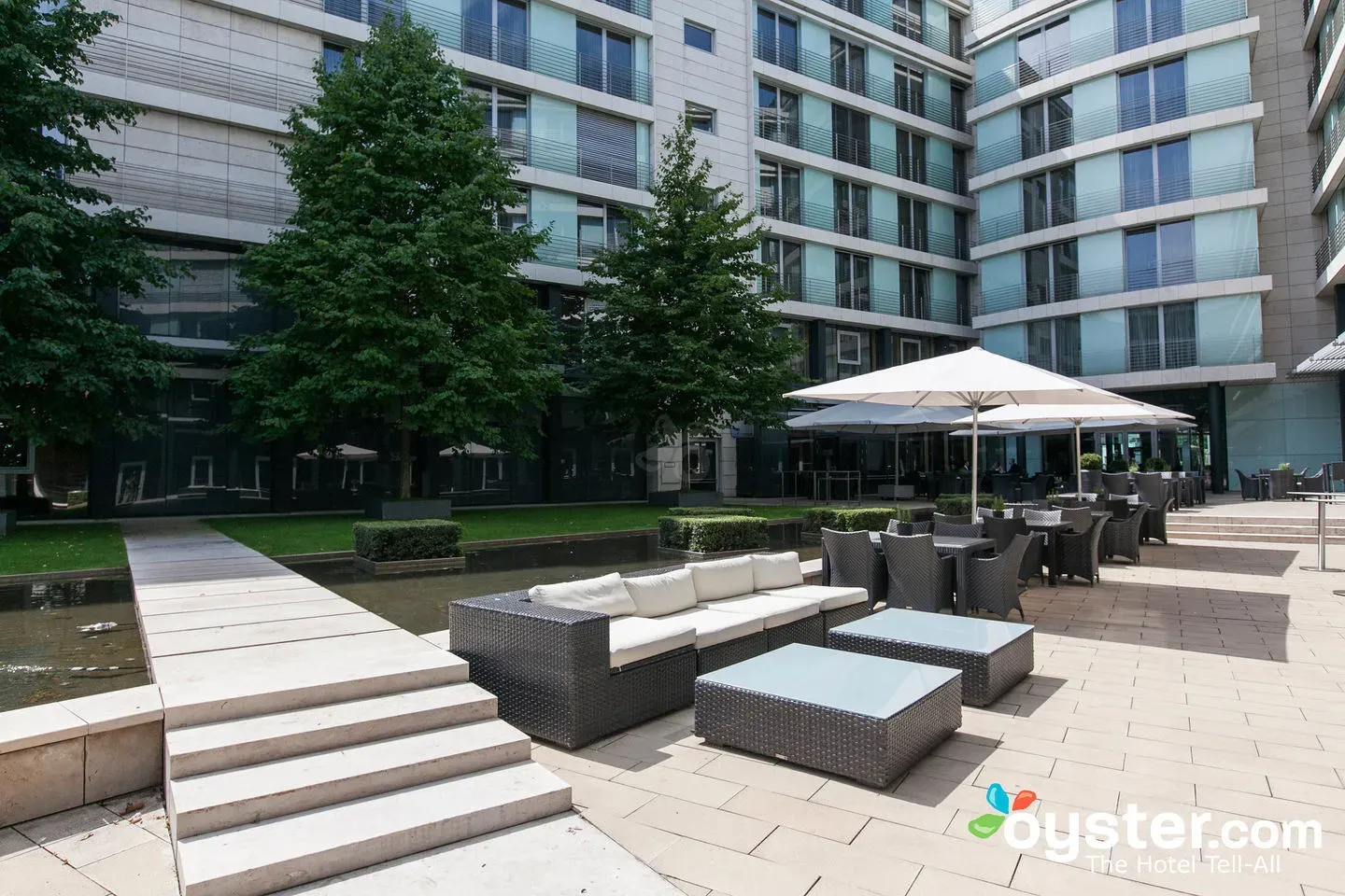 Radisson Blu Hotel Cologne Review: What To REALLY Expect If You Stay