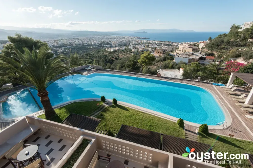 Royal Sun Hotel Review: What To REALLY Expect If You Stay