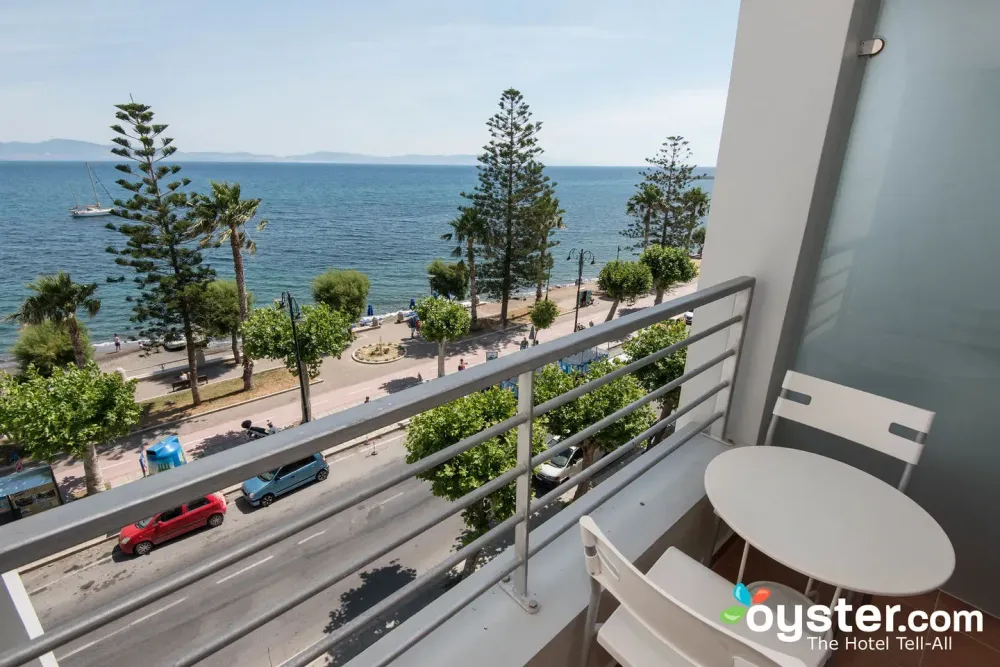 Triton Hotel Review: What To REALLY Expect If You Stay