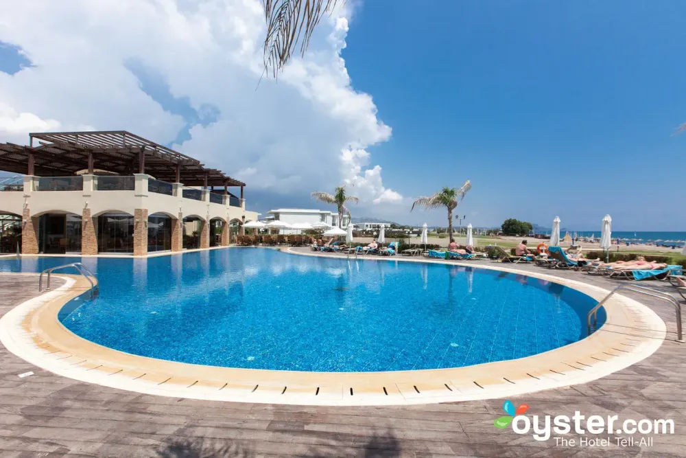 Mythos Beach Resort Review: What To REALLY Expect If You Stay | Oyster.com