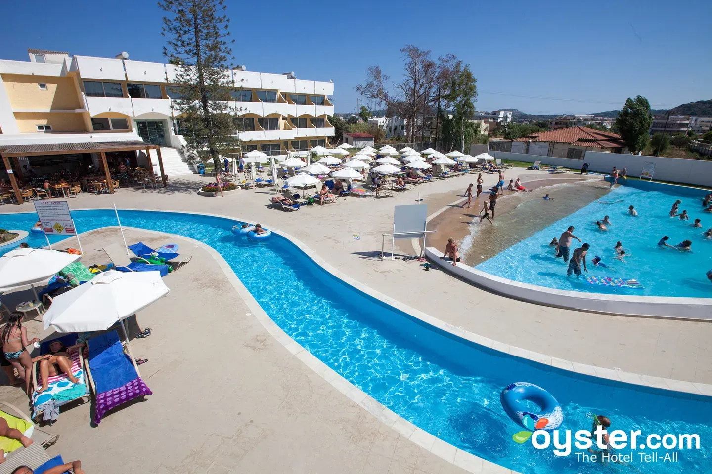 Sun Palace Hotel Review: What To REALLY Expect If You Stay | Oyster.com