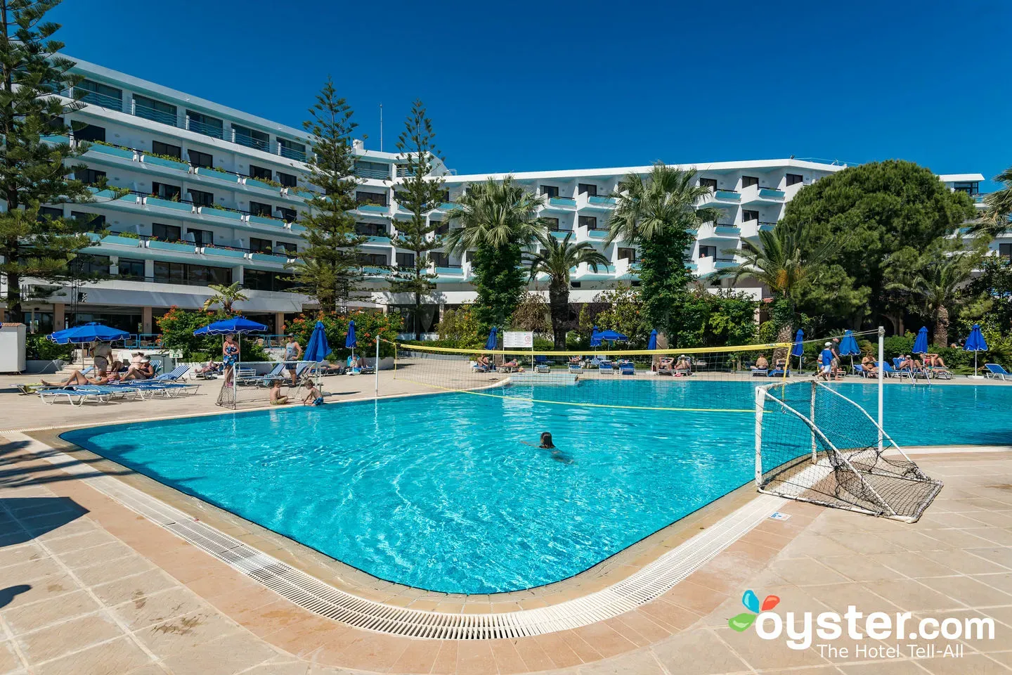 Blue Horizon Hotel Review: What To REALLY Expect If You Stay