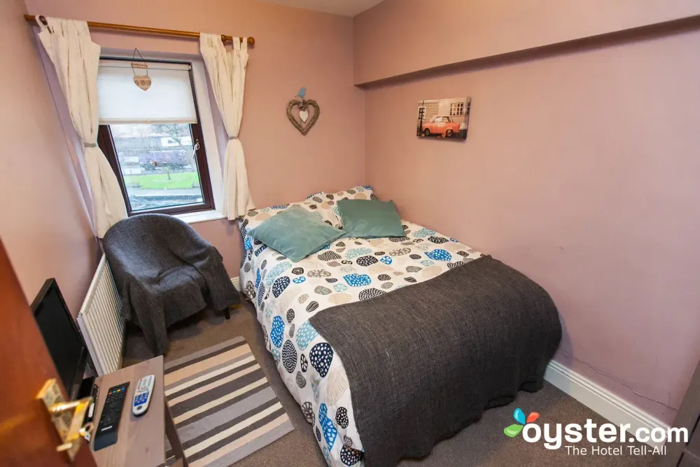 Tipperary House Review: What To REALLY Expect If You Stay | Oyster.com