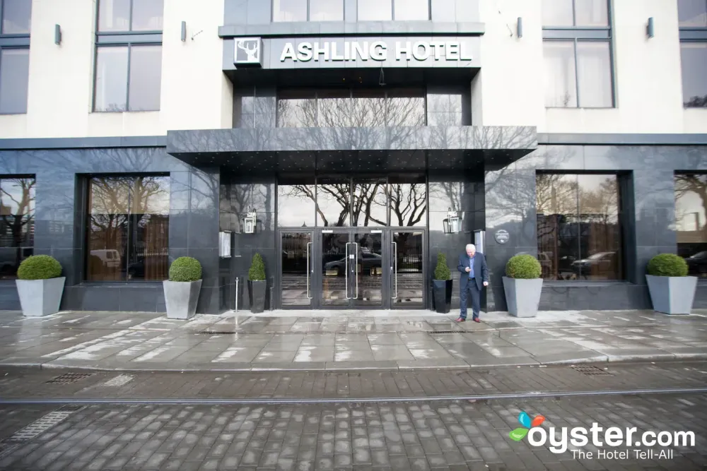 Ashling Hotel Review: What To REALLY Expect If You Stay