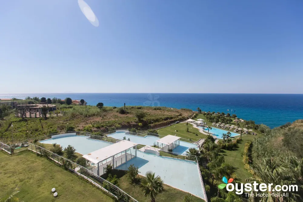 Infinity Resort Tropea Review: What To REALLY Expect If You Stay