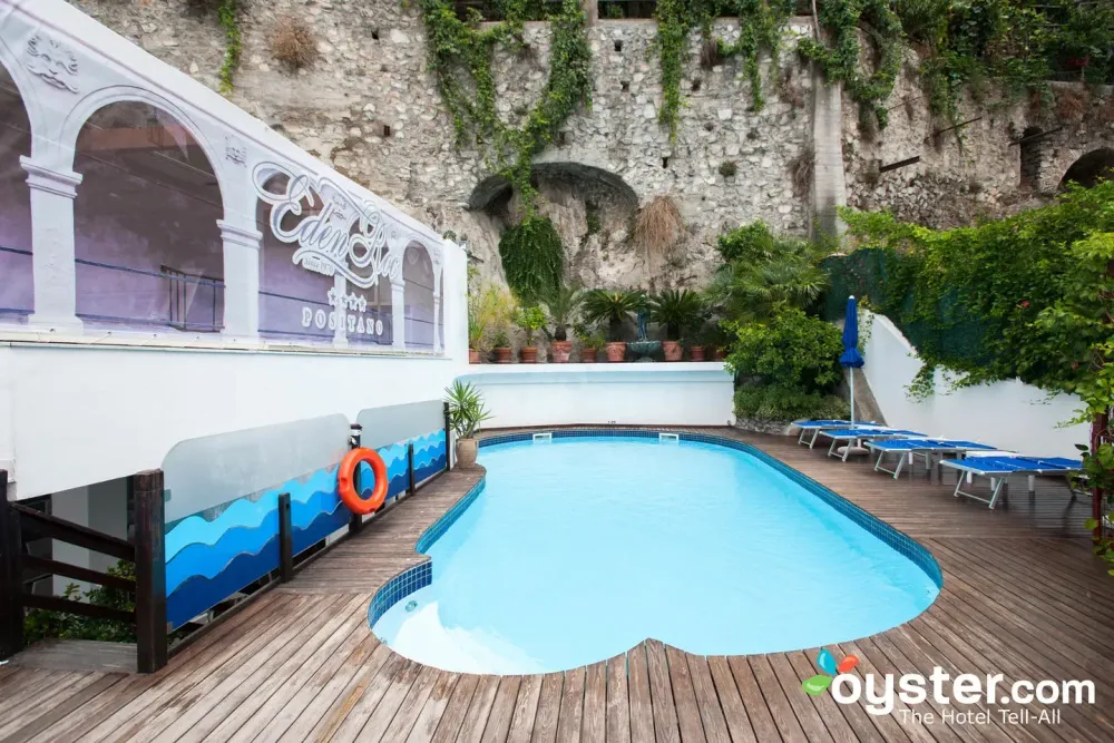 Hotel Eden Roc Review: What To REALLY Expect If You Stay