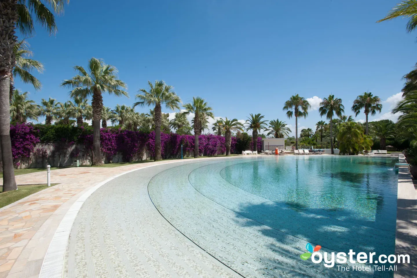 Savoy Beach Hotel Review: What To REALLY Expect If You Stay | Oyster.com