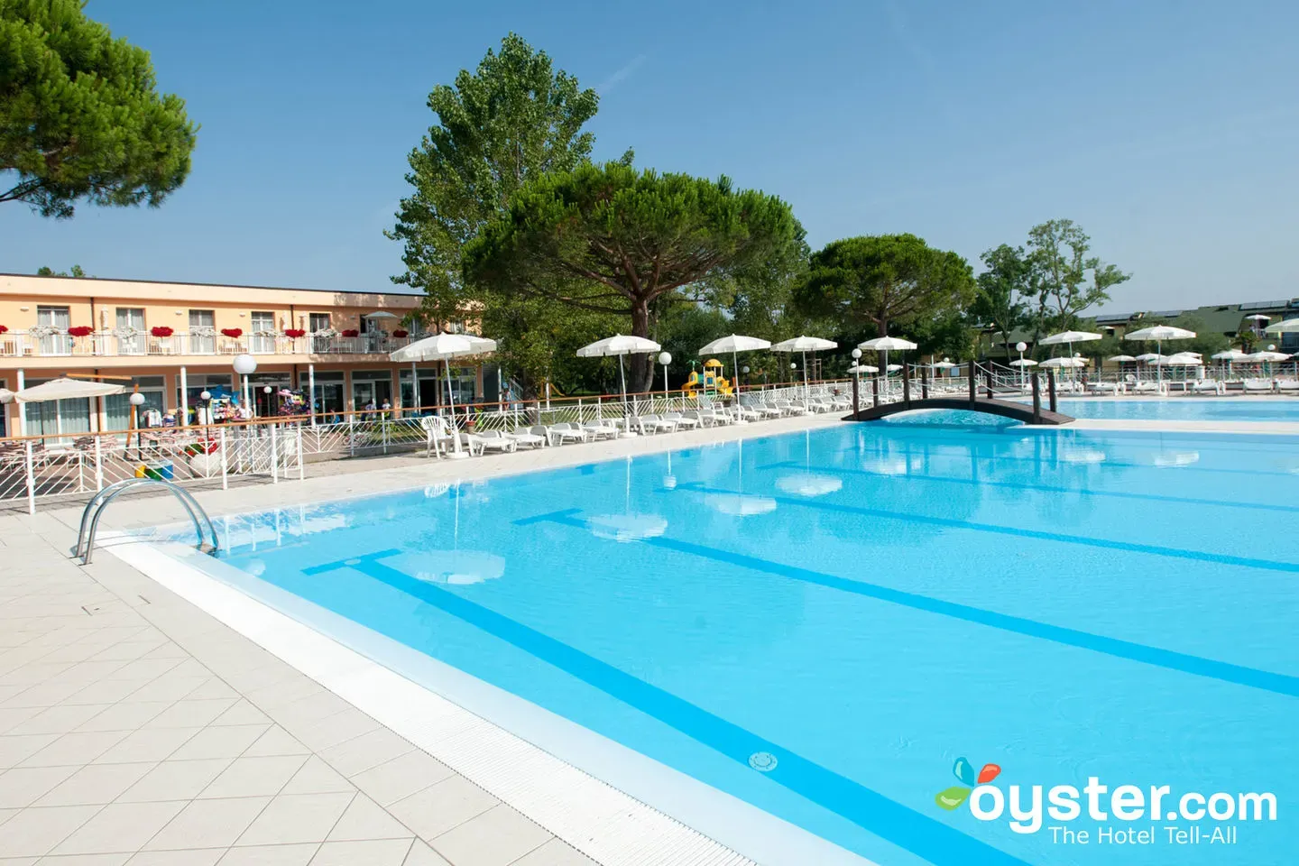 Hotel Club Spiaggia Romea Review: What To REALLY Expect If You Stay
