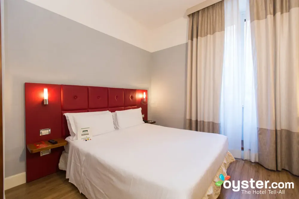 Best Western Hotel Astrid Review: What To REALLY Expect If You Stay