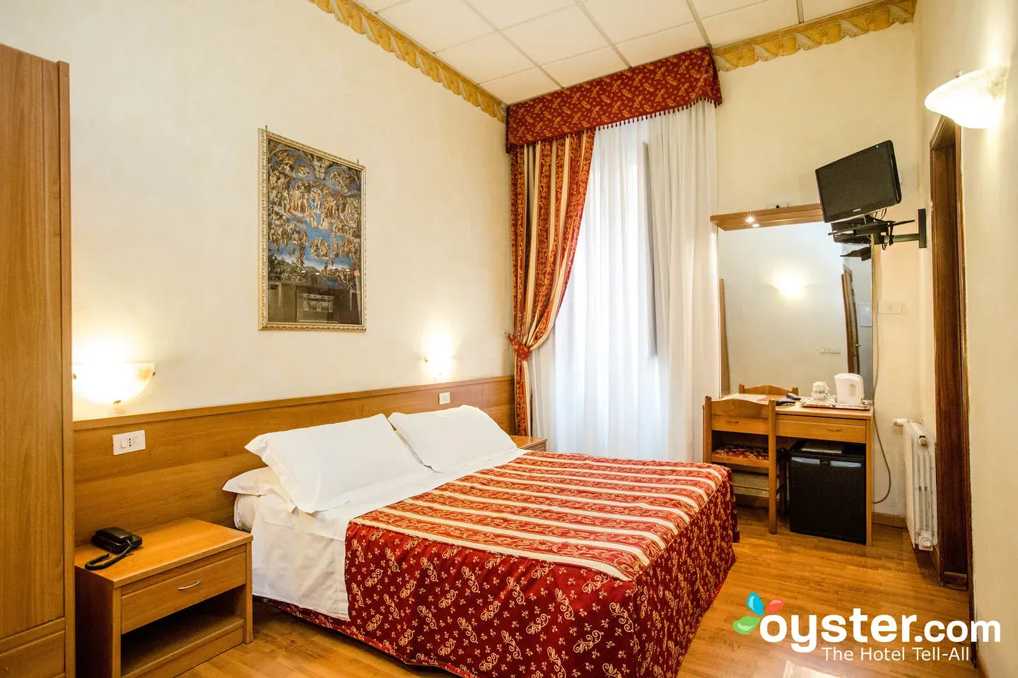 Hotel Julia Review: What To REALLY Expect If You Stay | Oyster.com