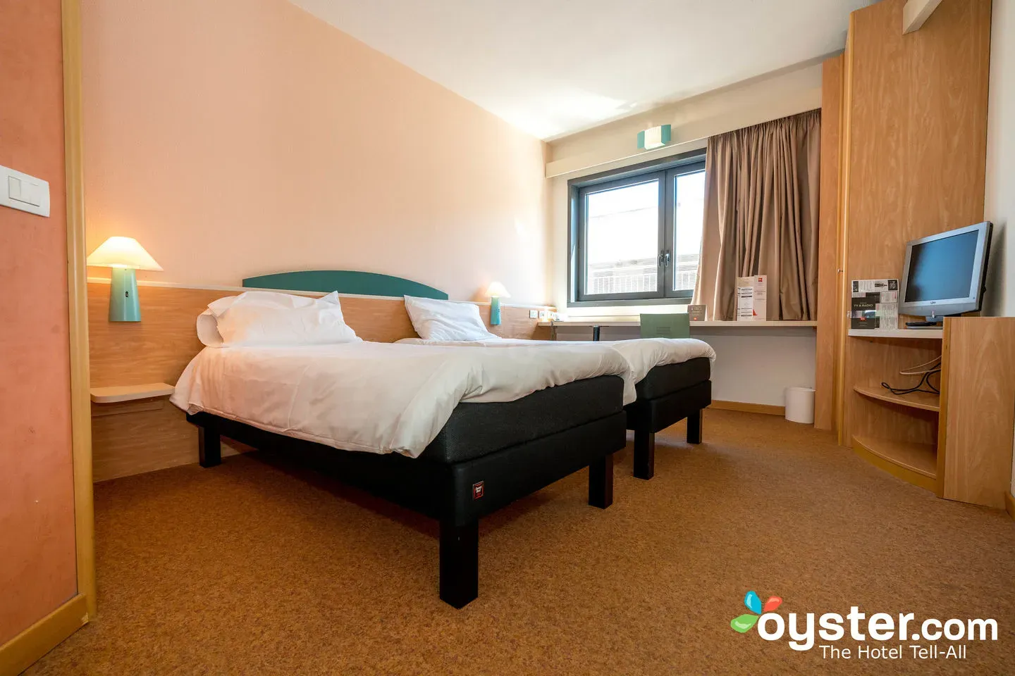 ibis Roma Fiera Review: What To REALLY Expect If You Stay