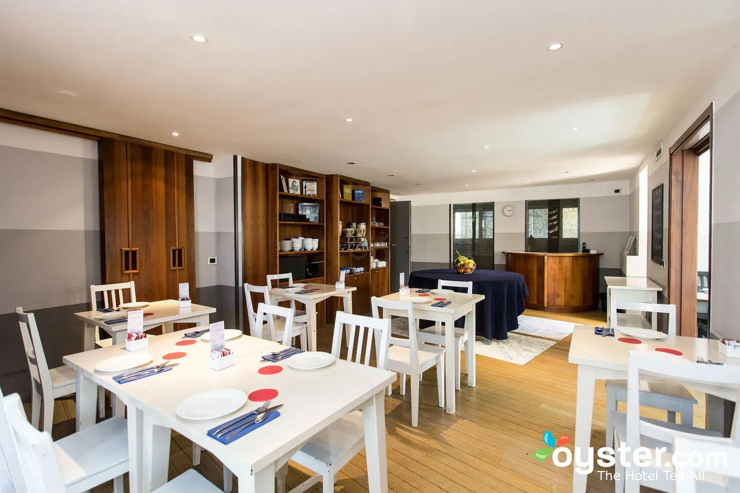 Hotel Rex Review: What To REALLY Expect If You Stay