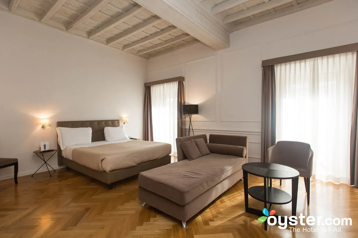 Splendor Suite Rome Review: What To REALLY Expect If You Stay | Oyster.com