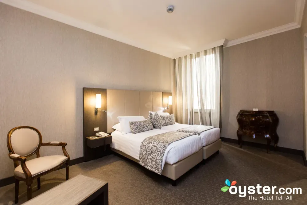 Hotel Savoy Roma Review: What To REALLY Expect If You Stay