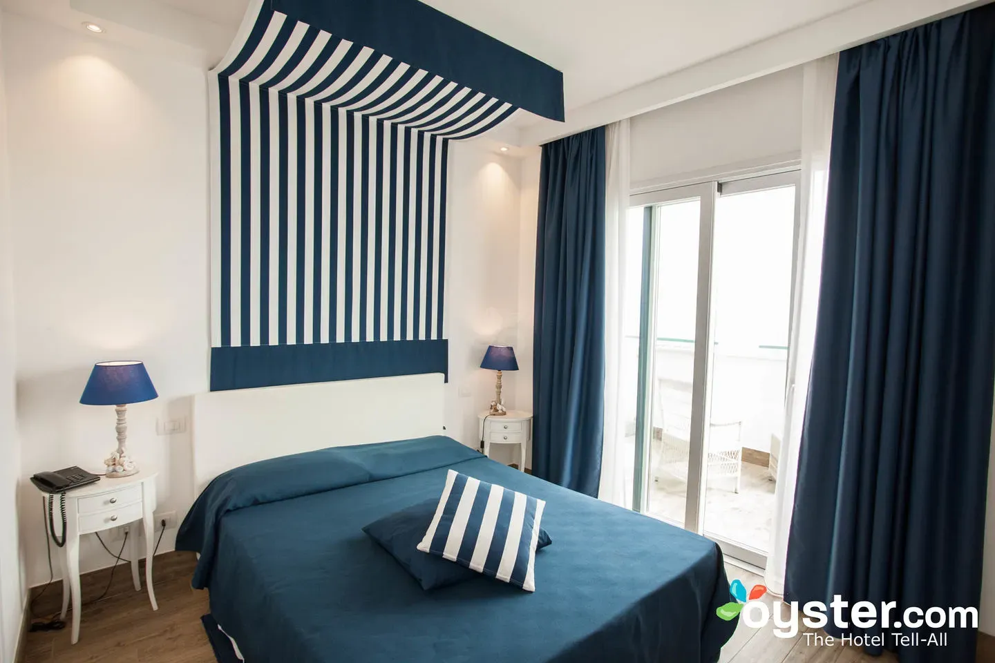 Hotel Nautilus Review: What To REALLY Expect If You Stay | Oyster.com