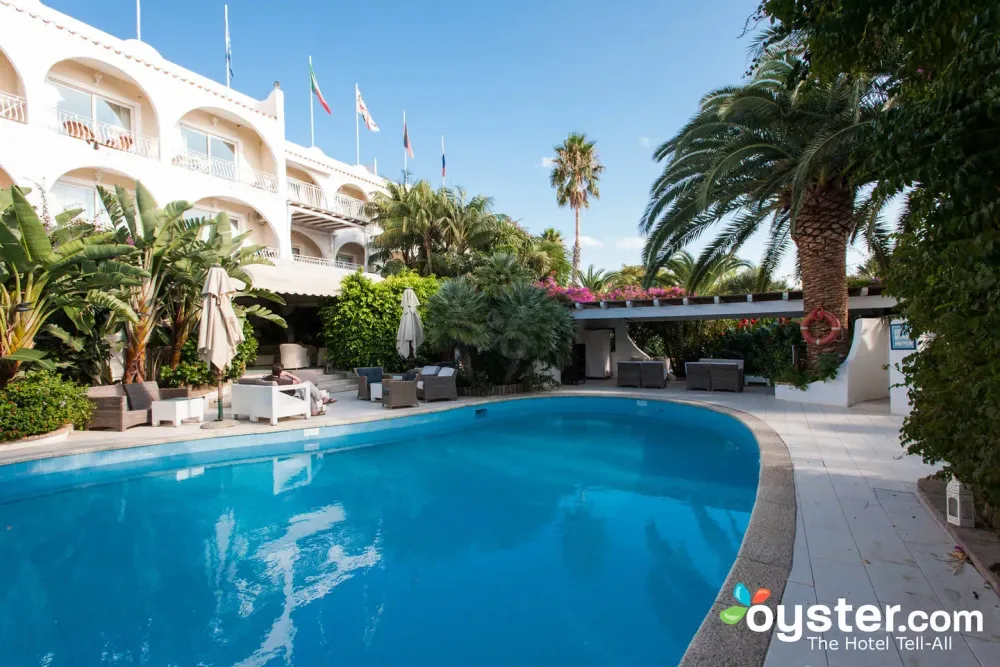 Hotel Simius Playa Review: What To REALLY Expect If You Stay