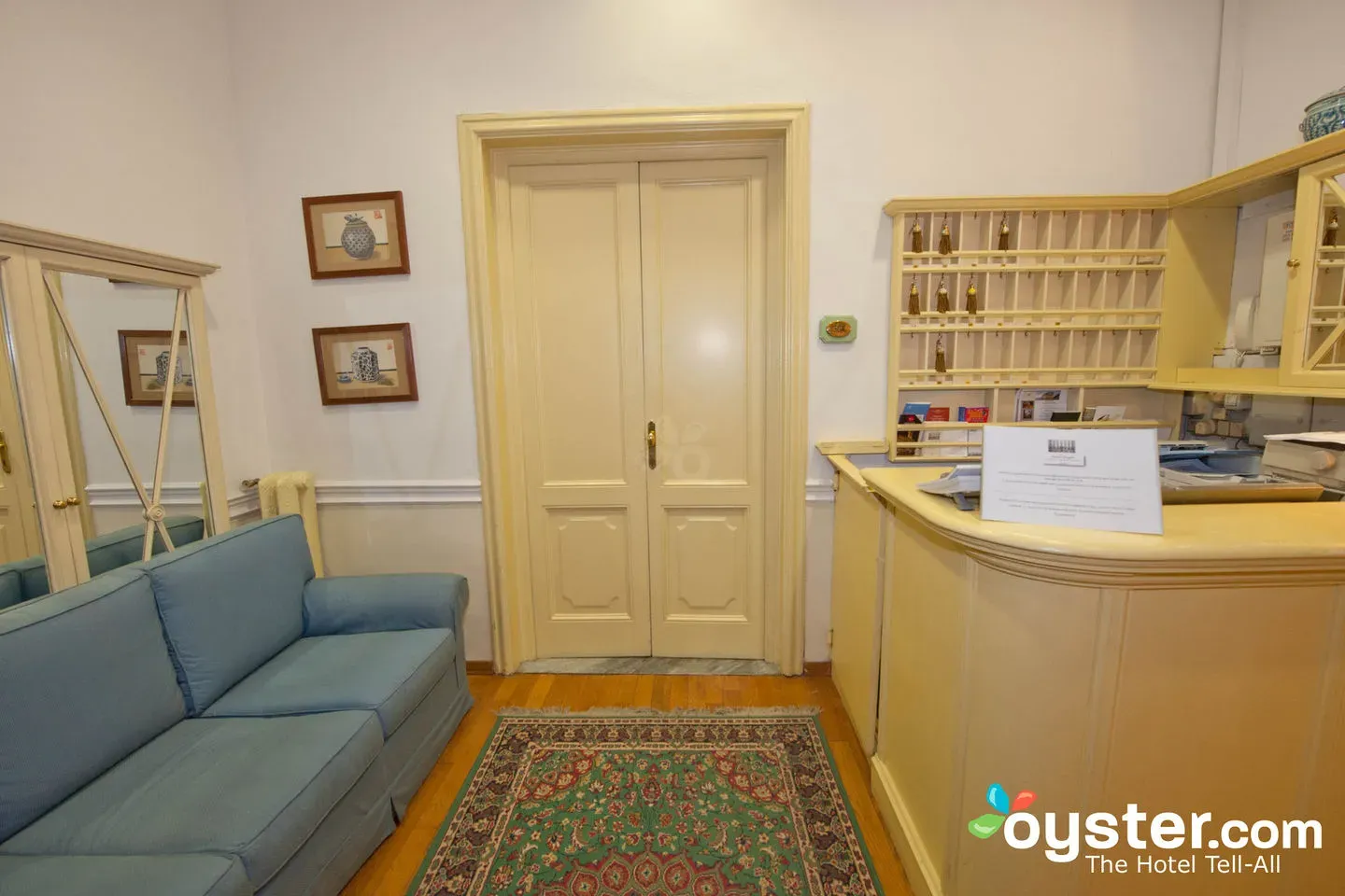 Palazzo Ruspoli Review: What To REALLY Expect If You Stay | Oyster.com