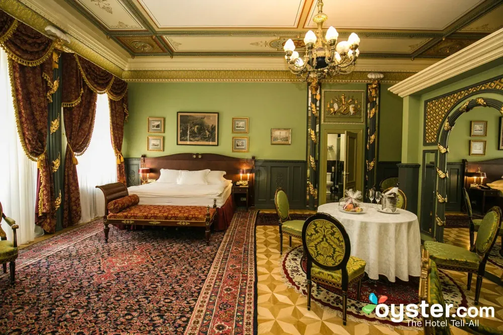 Gallery Park Hotel & Spa Review: What To REALLY Expect If You Stay