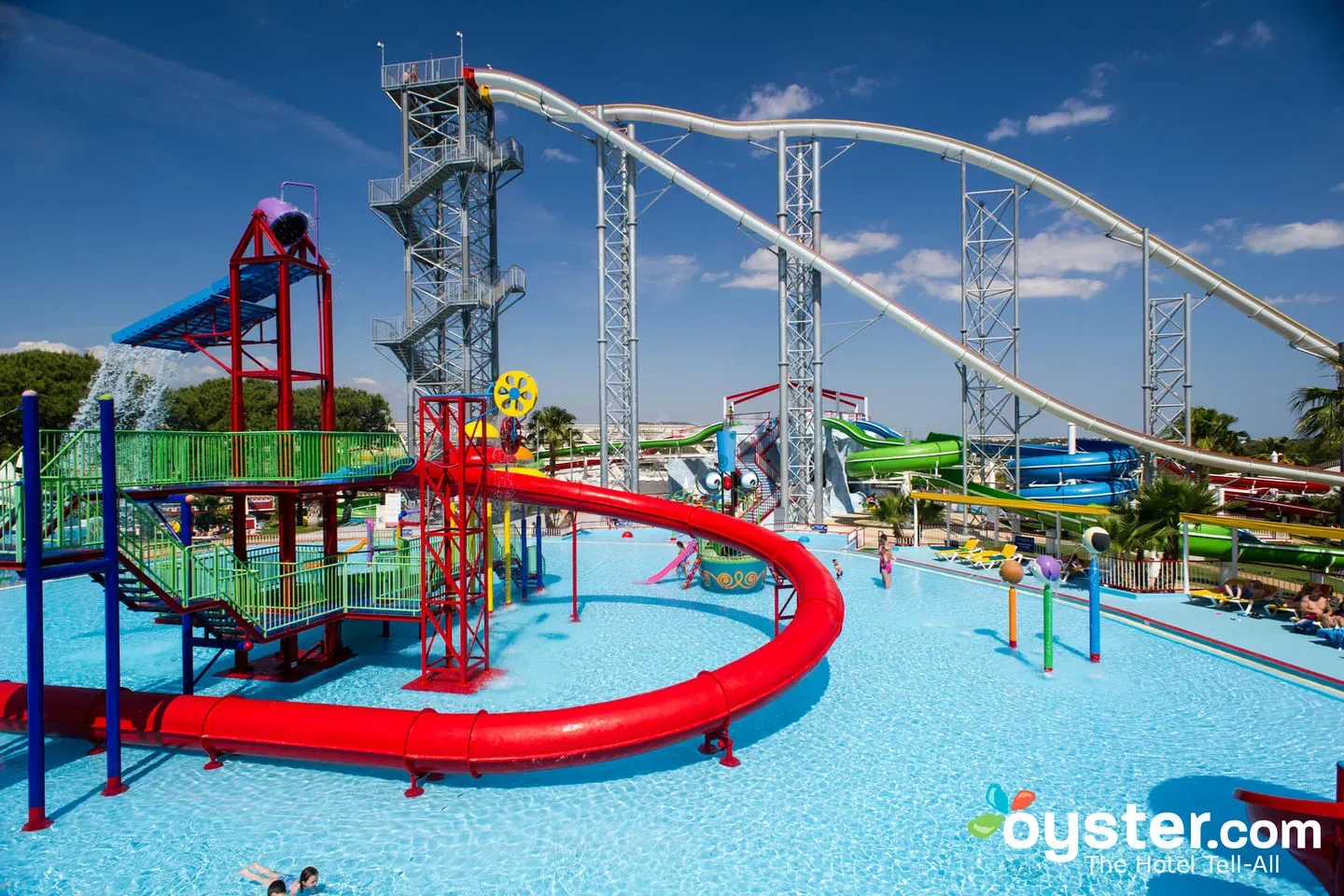 Aquashow Park Hotel Review: What To REALLY Expect If You Stay | Oyster.com