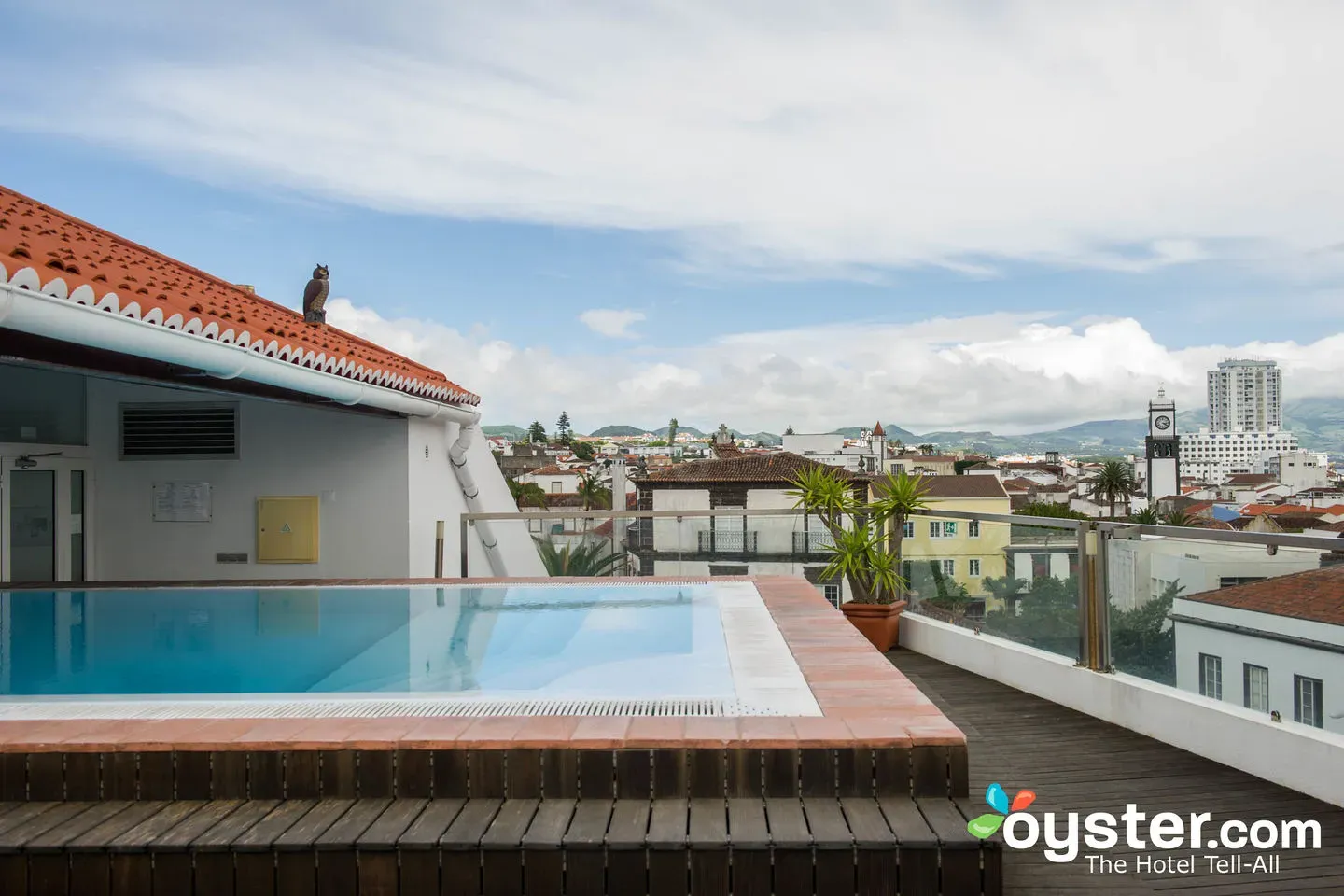 Hotel Talisman Review: What To REALLY Expect If You Stay