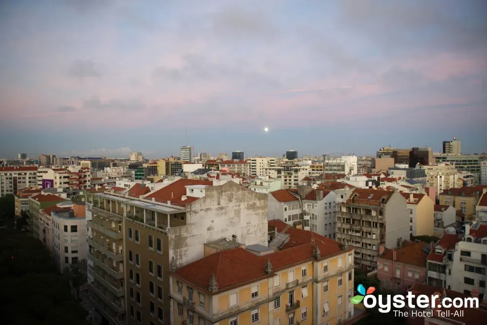 Hotel Real Parque Review: What To REALLY Expect If You Stay