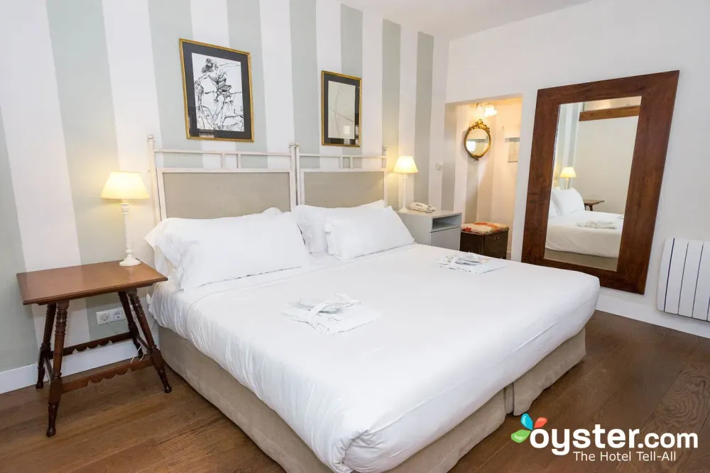 Hotel Amadeus Review: What To REALLY Expect If You Stay