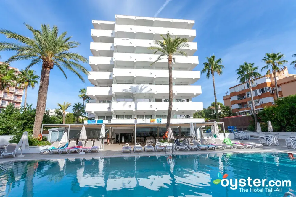 OLA Hotel Panama - Adults Only Review: What To REALLY Expect If You Stay