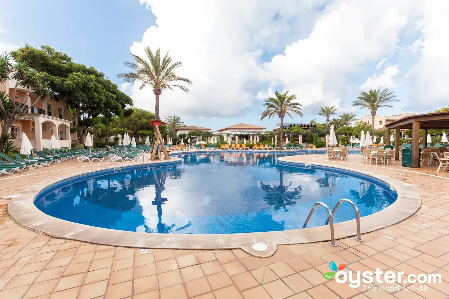 Zafiro Menorca Review: What To REALLY Expect If You Stay