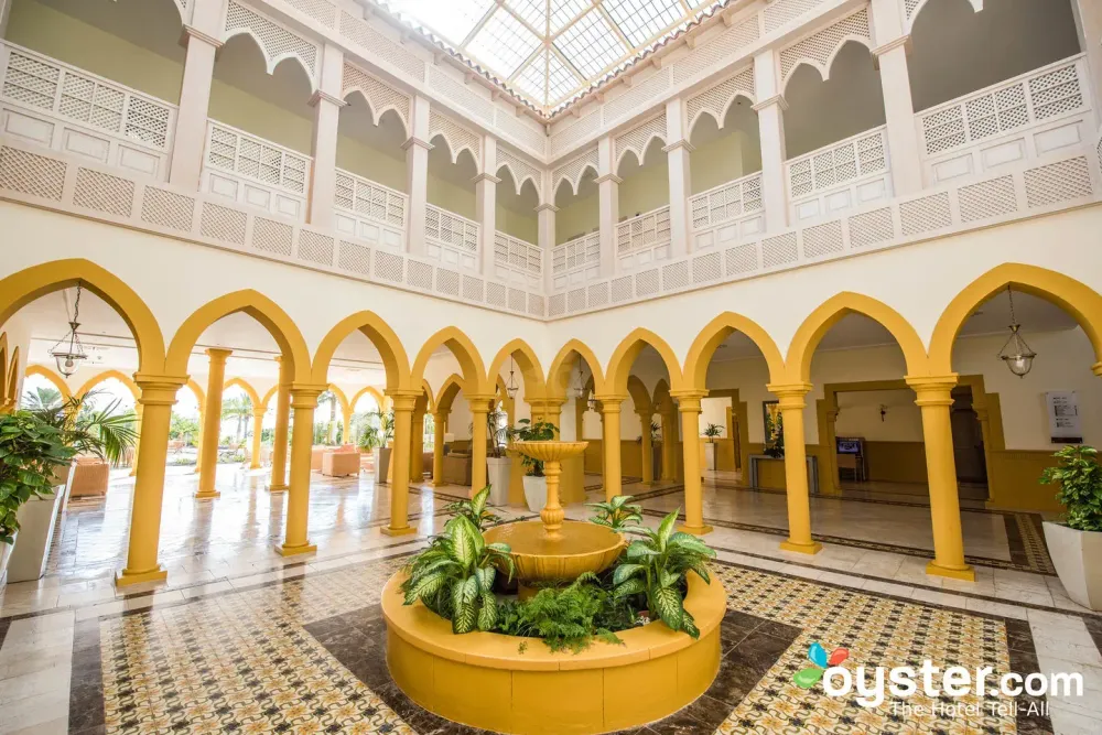 Gran Castillo Tagoro Family & Fun Review: What To REALLY Expect If You Stay