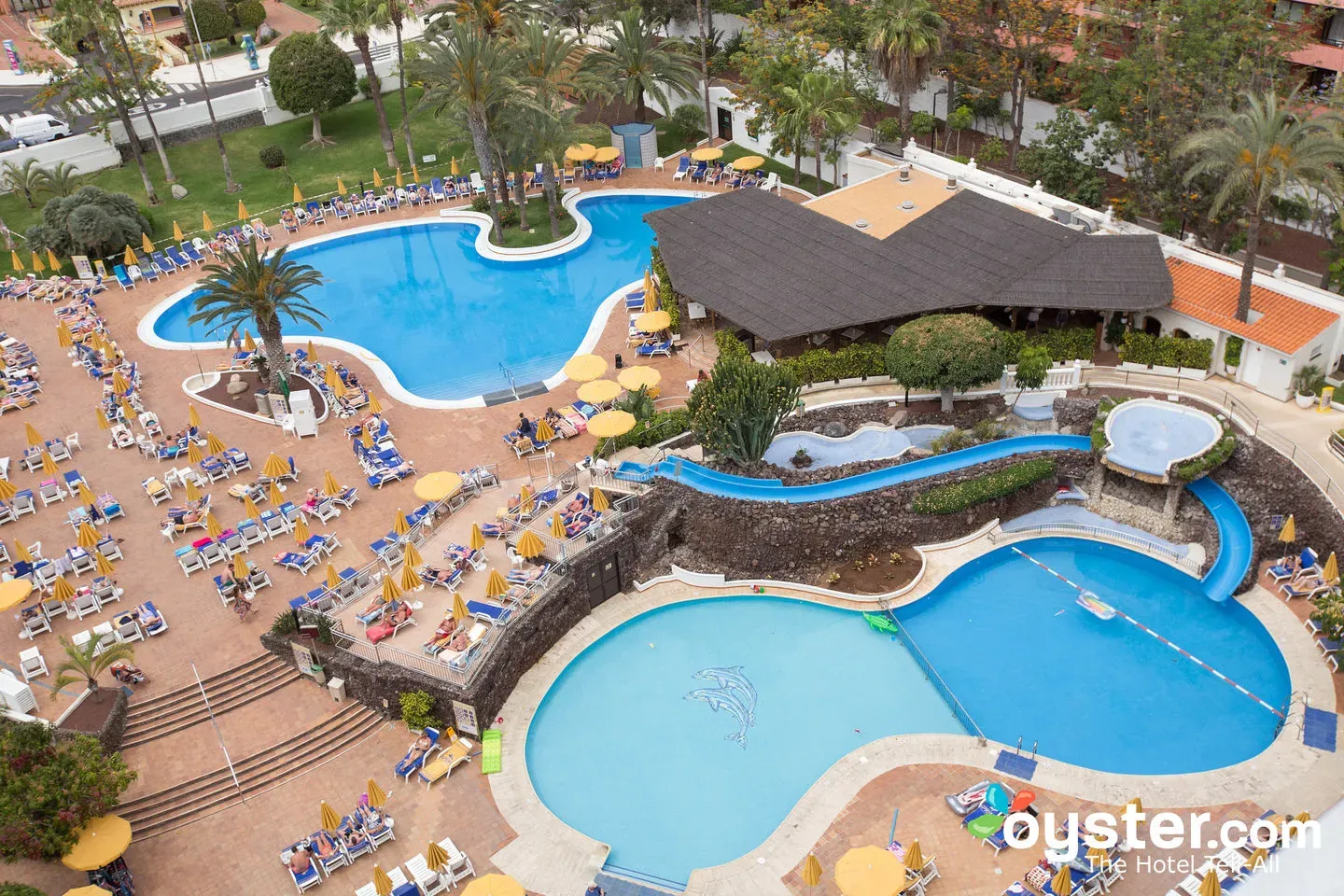 Spring Hotel Bitacora Review: What To REALLY Expect If You Stay