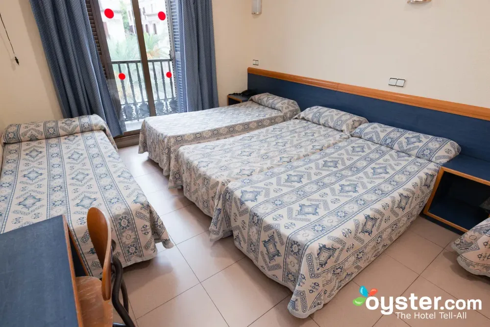 Roma Reial Hotel Review: What To REALLY Expect If You Stay