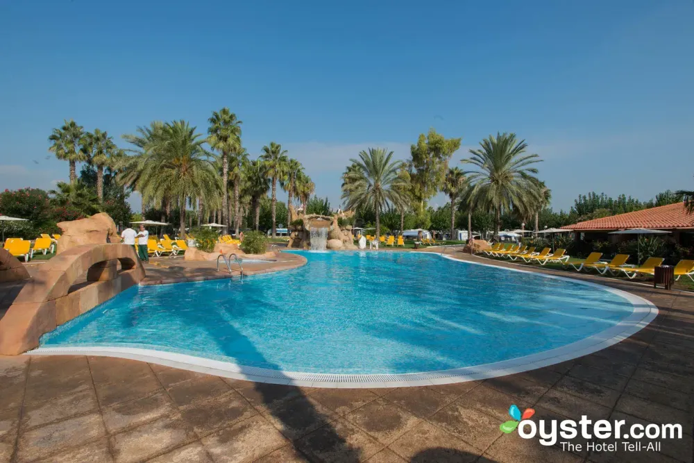Camping & Resort Sanguli Salou Review: What To REALLY Expect If You ...
