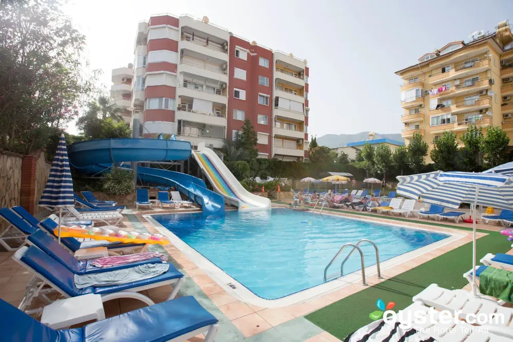 Club Big Blue Suite Hotel Review: What To REALLY Expect If You Stay ...