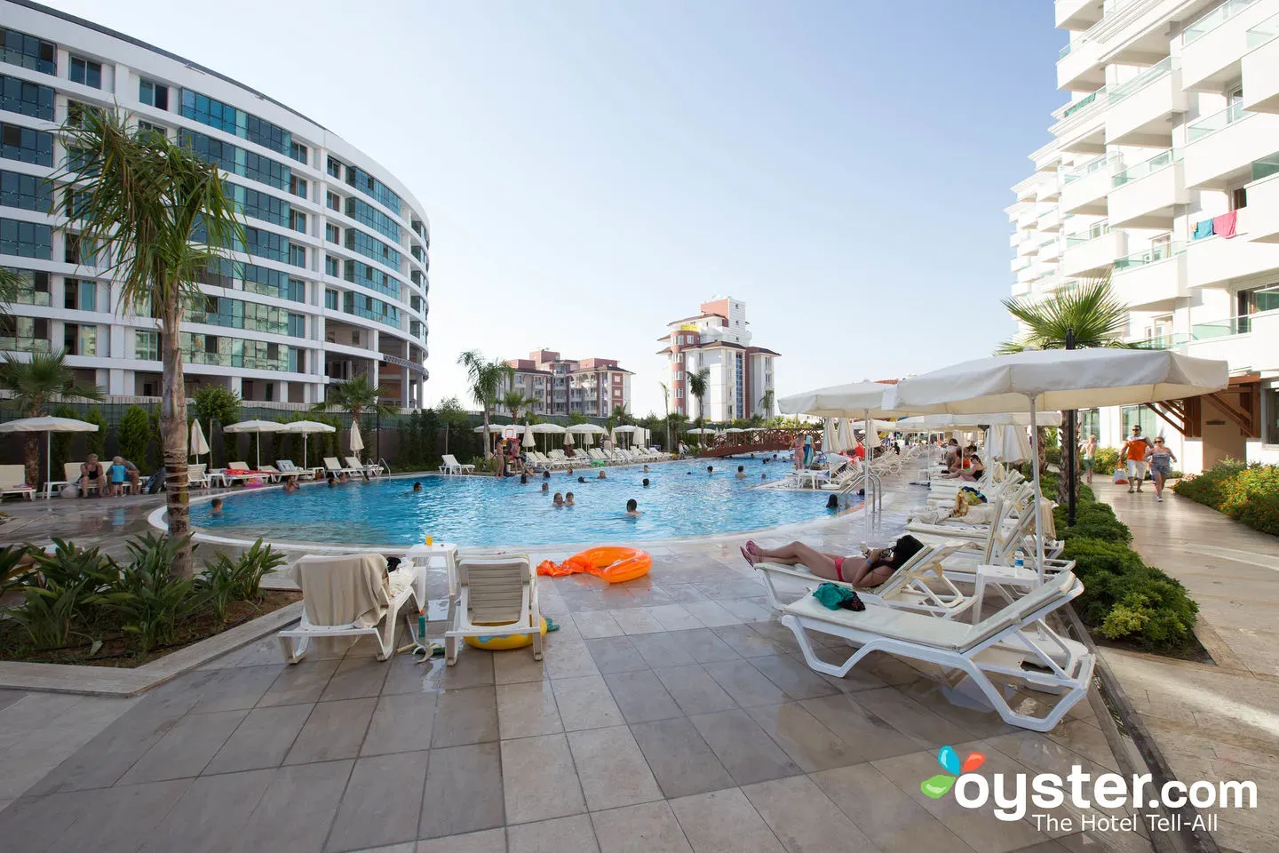 Lara Family Club Review: What To REALLY Expect If You Stay